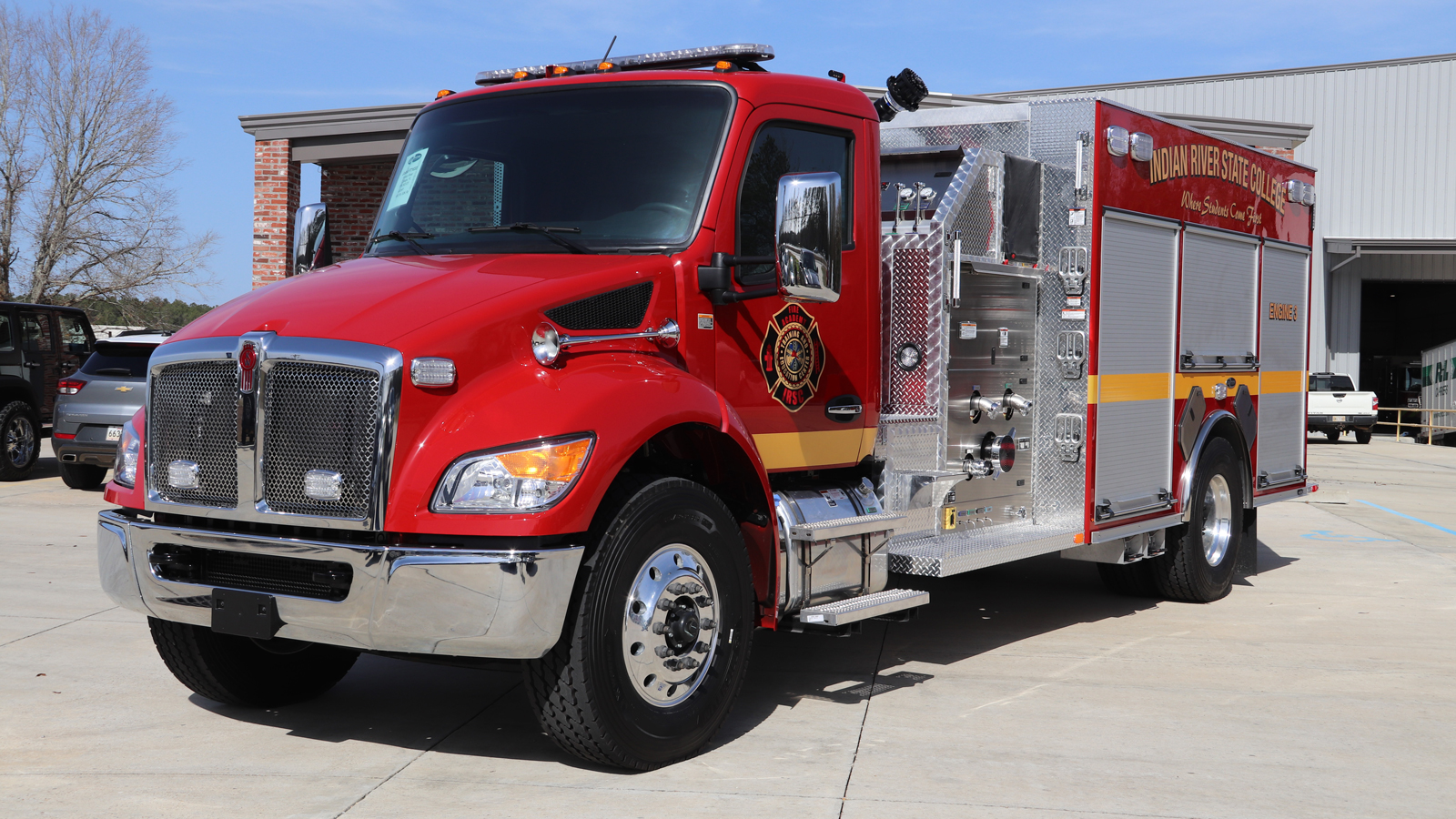 Indian River State College: Commercial Pumper FT -1033 - US Fire Apparatus